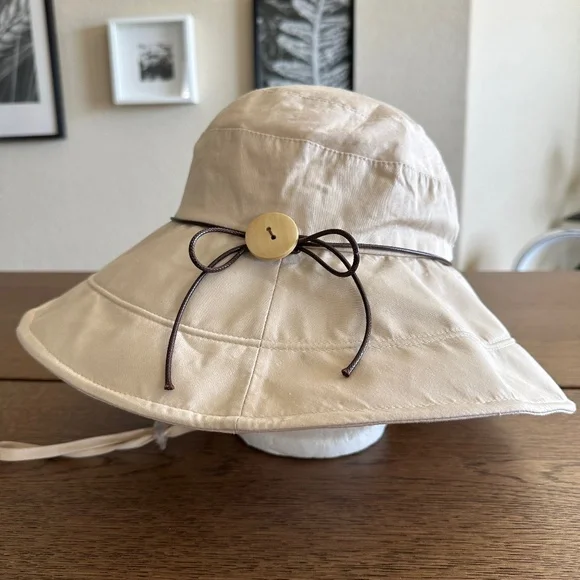 Jeff & Aimy | Accessories | Jeff Aimy Cotton Outdoor Packable Hat Cream ...